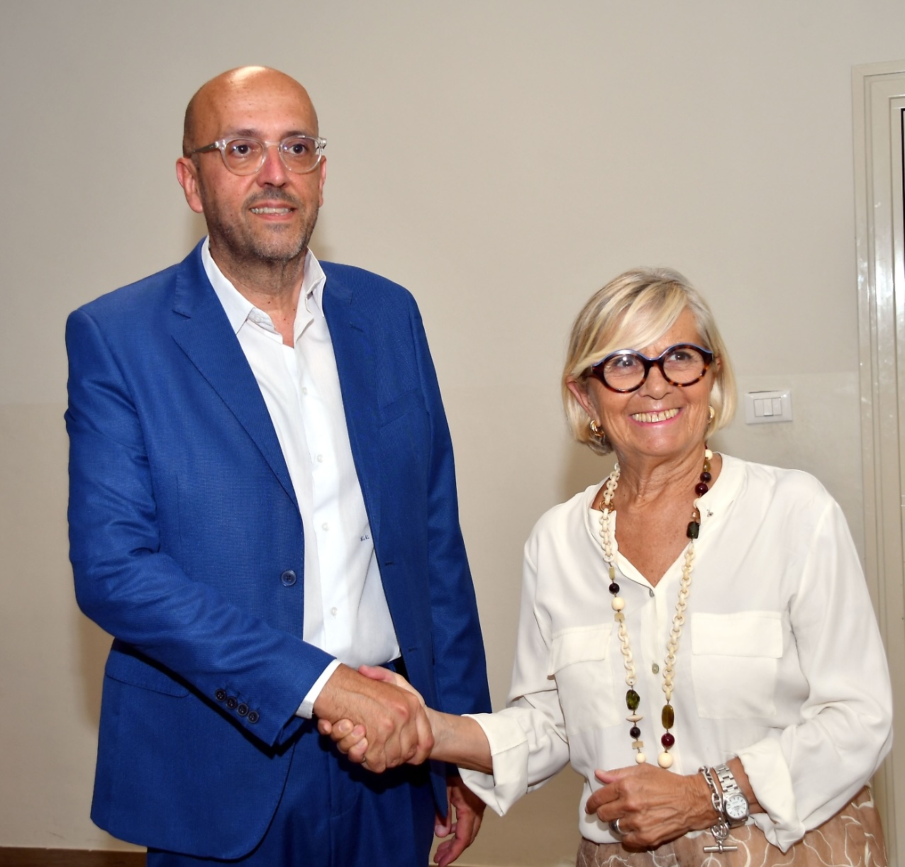 ASCOM - Nel 2025 il francobollo dei nocciolini di Chivasso – Risveglio Popolare